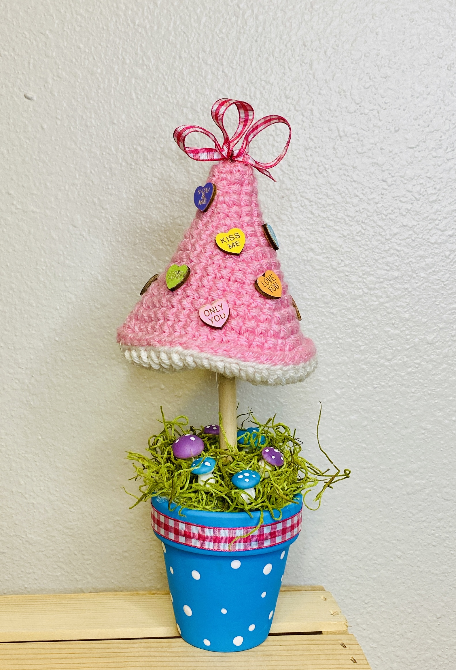 "Mushy" Tree: Free Crochet Mushroom Topiary Pattern - the WhimZ B